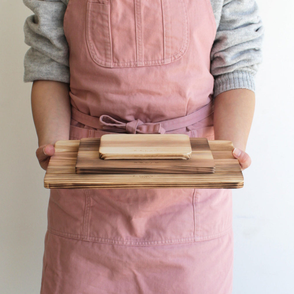 Multi-Use Charred Cedar Plate – TOIRO